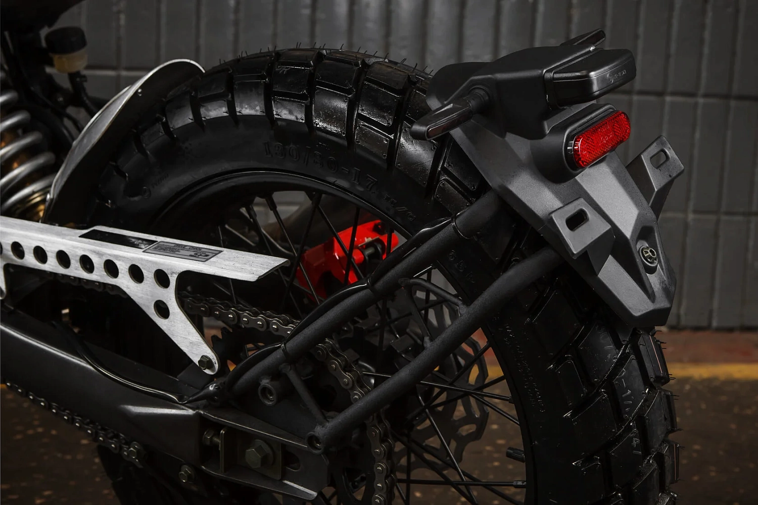 Мотоцикл MINSK SCR 250 (серебряный) в Минске по выгодной цене с гарантией и доставкой